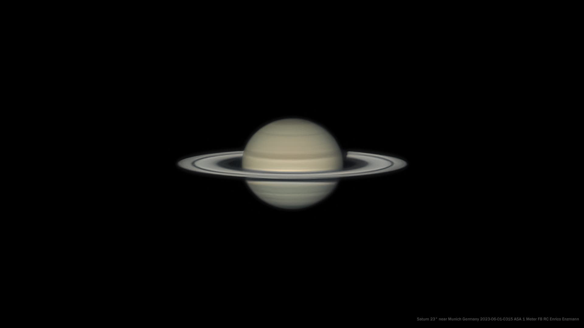 Detailreicher früher Saturn 1. Juni 2023 während des Sonnenaufgang - Spektrum der Wissenschaft